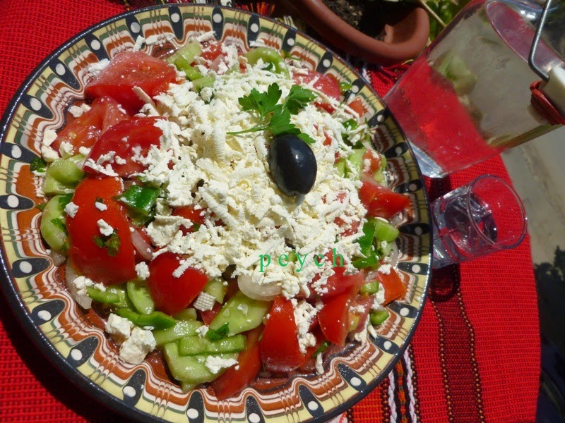 Shopska Salata, a light Bulgarian salad for hot summer days - Meet & Eat